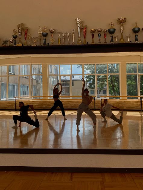 How Dance Shaped My Battle With Comparison – The Alma Blog